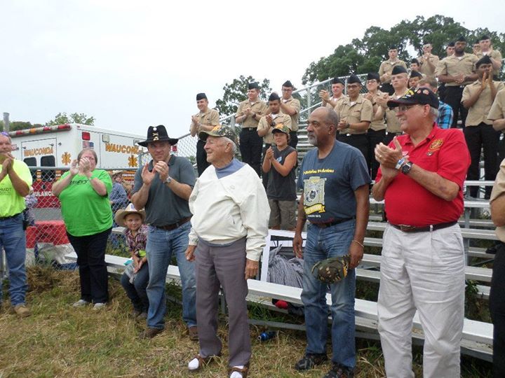 Veterans R&R | Image Galleries | 2014 Wauconda Rodeo