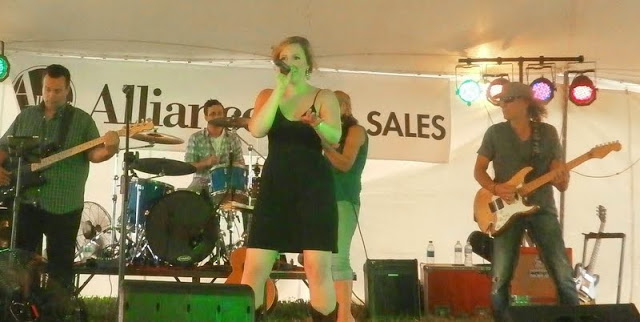 Veterans R&R | Image Galleries | 2014 Wauconda Rodeo